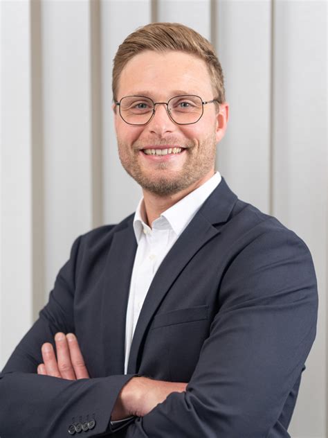 Florian Schnitzler Efc Ag