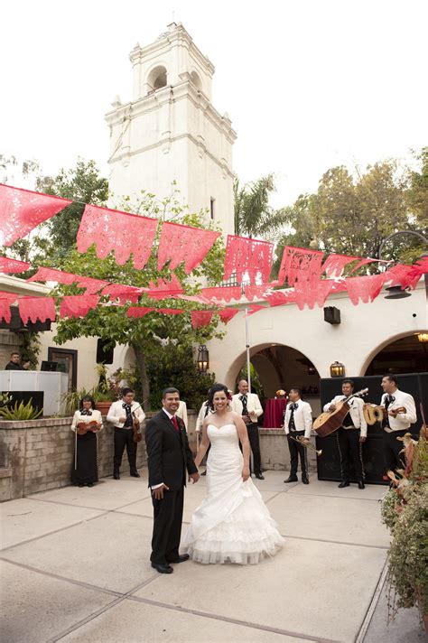 A Los Angeles River Center And Gardens Wedding In Los Angeles California