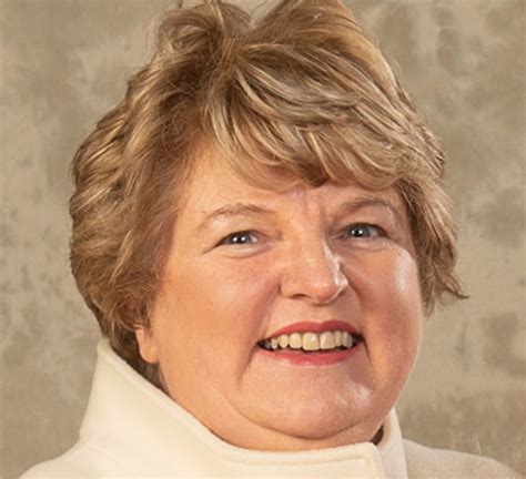 Dr Eilis Ni Dhea Receives Prestigious Royal Irish Academy Scholarship