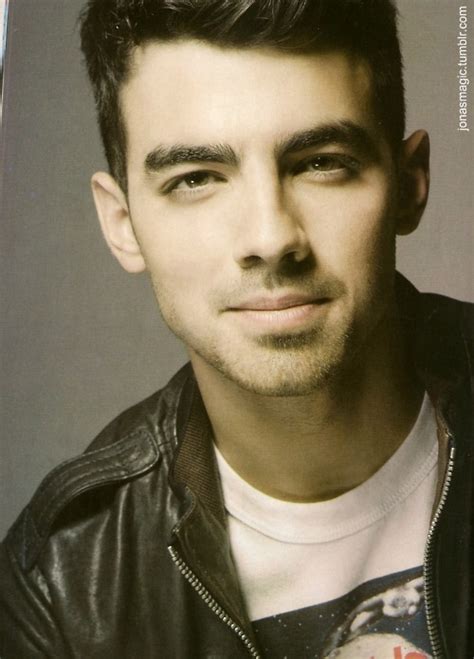 Dia Dia Con Los Jonas Nuevas Fotos De Joe Jonas