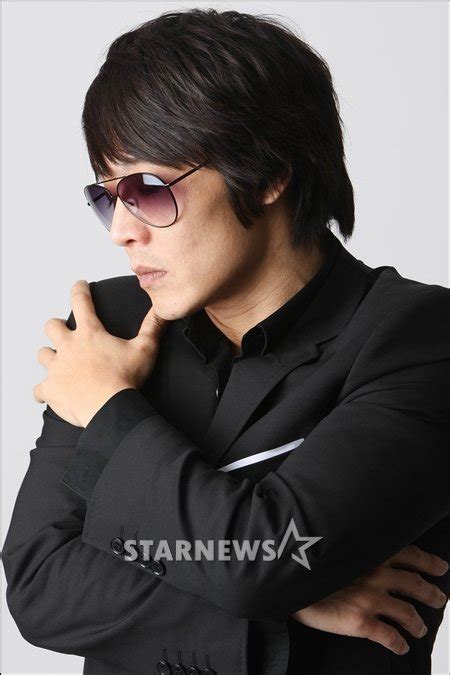 가수 성진우 31일 부친상 스타뉴스