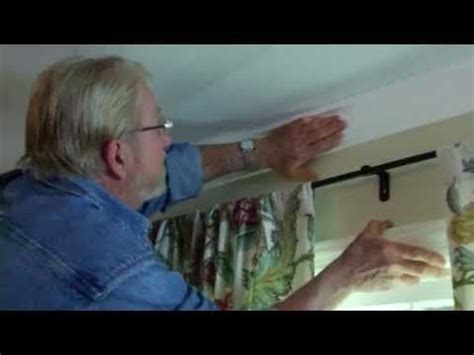 Install Foam Crown Molding With Ron Hazelton Of House Calls Foam Crown Molding House Call