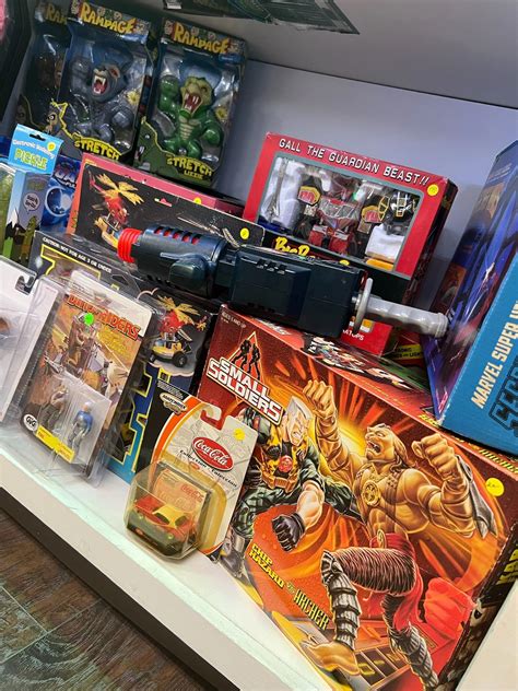For The Toy Collector Tons Of Classic Vintage Toys