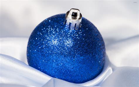 Blue Christmas Ornament In Silk Wallpaper Holiday Wallpapers 51143