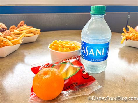 Review 3 Reasons You Should Go To Disney Worlds Busiest Restaurant