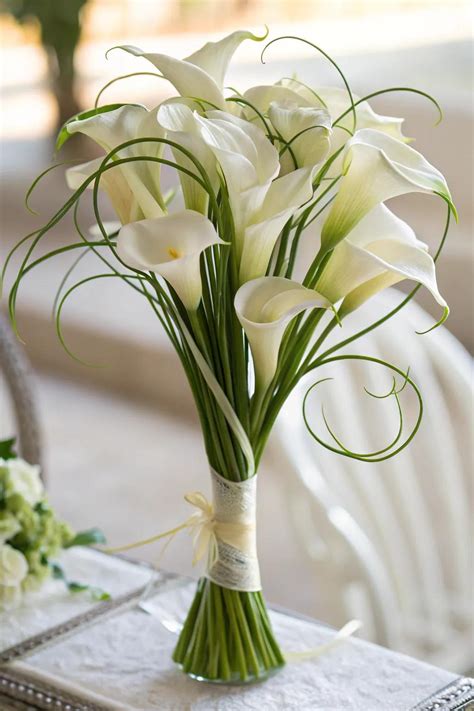 18 Elegant Calla Lily Wedding Bouquet Ideas