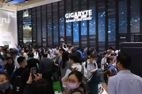 Jan Seiler On Linkedin Futureofcomputing Computex Gigabyte Upgradeyourlife Serversolutions…