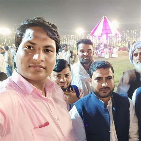 Varish Khan Official Home