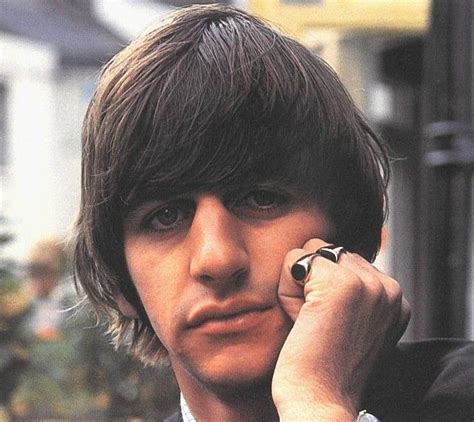Ringo Starr 11 Curiosidades Sobre O Icônico Baterista Dos Beatles