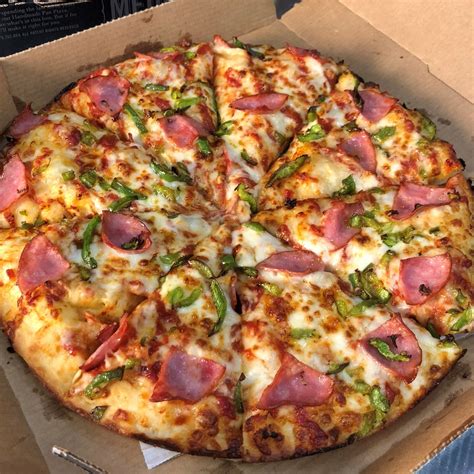 What Are The Dominos Pizza Sizes Know The Inches Prices And Slices