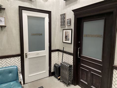 How To Find The Barbershop Speakeasy At Cosmopolitan