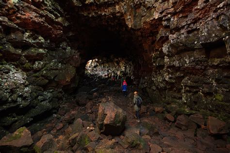 The Lava Tunnel Raufarholshellir — Dumitrip