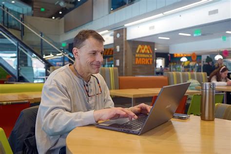 Warren Wartman Umass Lowell