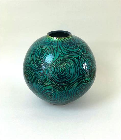 Ono Hakuko Green Globular Vessel For Sale At 1stdibs