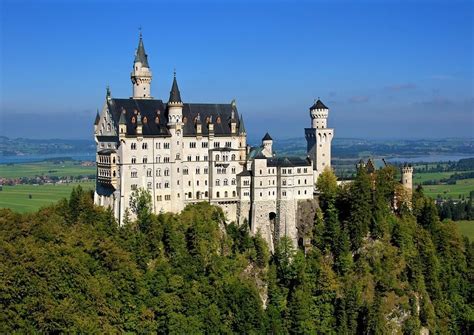 Top 15 Famous Castles In The World World Famous Things