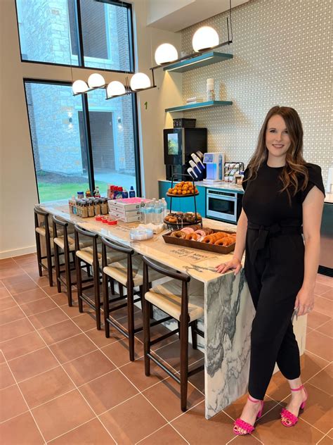 Katelyn Smith Cam On Linkedin Donut Worry Be Happy 🍩 Its A Happy