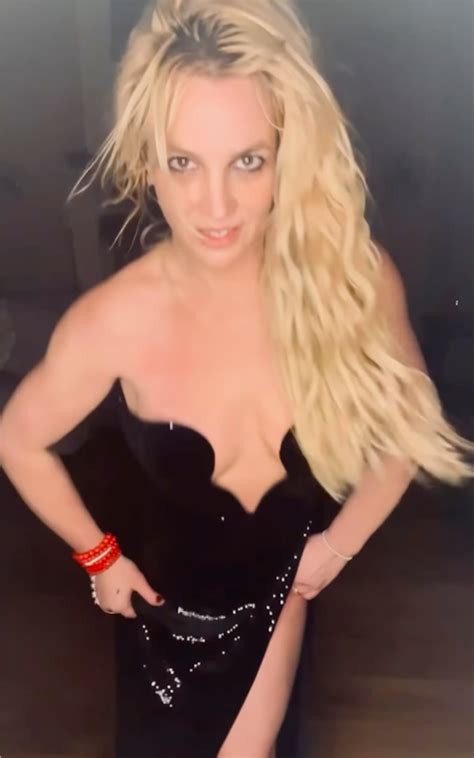 Britney Looking Stunning In New Instagram Post This Song Makes Me Cry