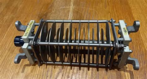 Ex Mod Variable High Voltage Capacitor Tested 26 50pf Ref 10c15925