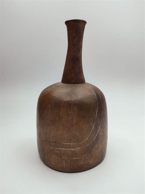 Pre Columbian Chavin Ceramic Incised Bottle With Catawiki