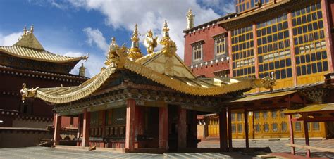 Songzanlin Monastery Tibetan Temple In Shangri La Yunnan