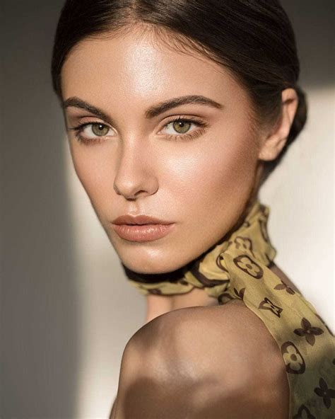 Perfect Face Scrolller