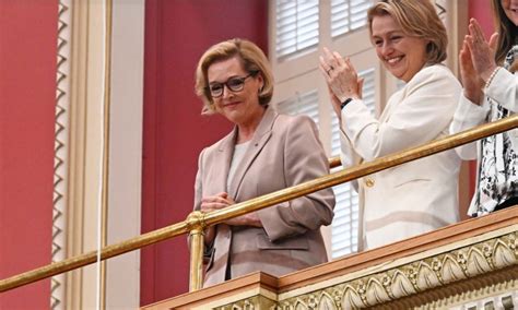 En Couple Depuis 22 Ans Sophie Thibault Fait Une Précision Sur Sa Blonde Connue Vedette Québec