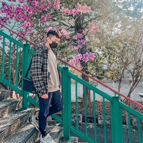 Yu Yen Yuyan • Threads Say More Yu Yen Yuyan • Threads Say More