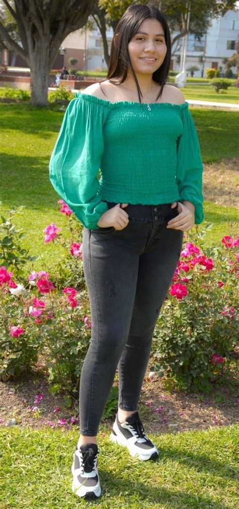 Video De Joselyn Espiada En El Baño Legion Caliente