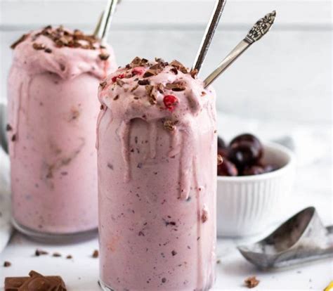 How To Make Cherry Milkshake Lifestyle Foodies🍎