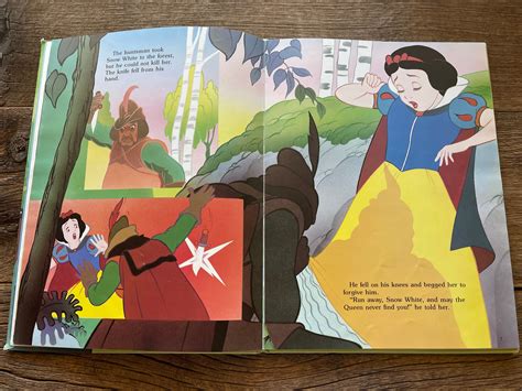 Disney Snow White Book Disney Snow White And The Seven Dwarfs Jvodx