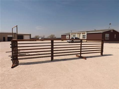 2017 Smart Panel Freestanding 24 Livestock Corral Panels Agriculture