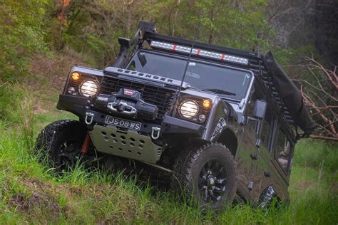 Land Rover Defender Reviews