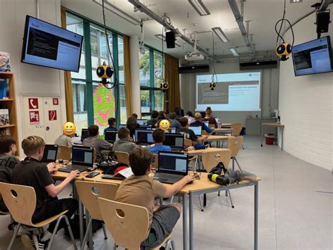 HTML CSS Kurs für das Zukunftsdiplom der VHS Saarbrücken InfoLab Saar