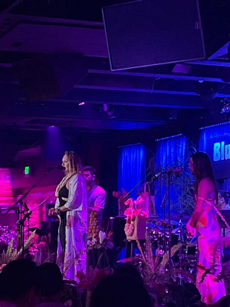 Anuhea Concert Therapy