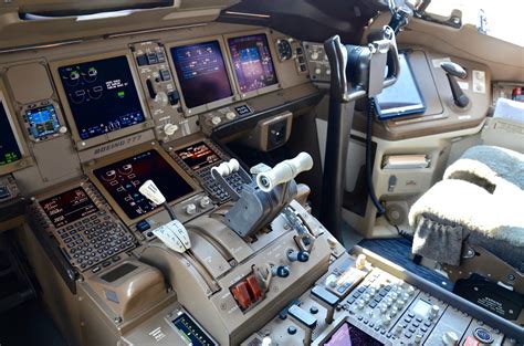 United Maui Inquiry Centers On Flap Retraction Crew Interaction The
