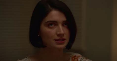 Adele In Behind Her Eyes Actress Eve Hewson Has A Famous Father