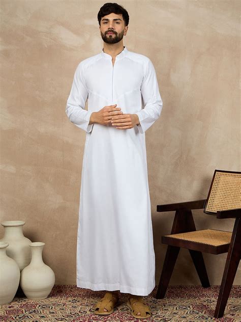 Buy Nabia Men Mandarin Collar Cotton A Line Thobe Kurta Kurtas For Men 32705722 Myntra