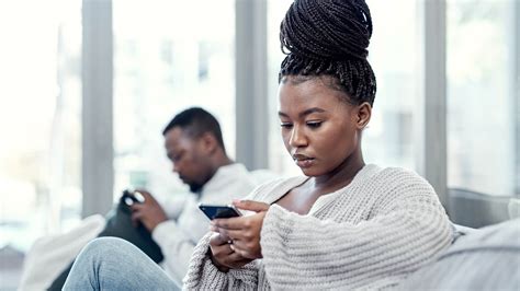 11 Subtle Behaviors That Are Only Offensive To Manipulative People