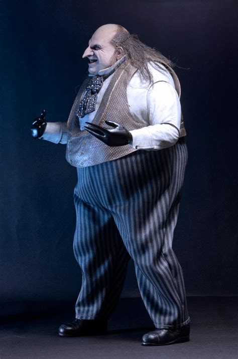 Neca Quarter Scale Batman Returns Danny Devito Mayoral Penguin 14 Sc