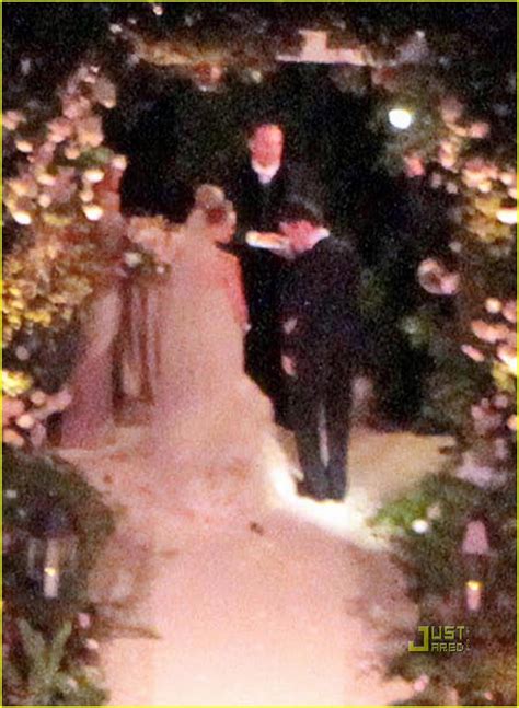 Hilary Duff Wedding Pictures With Mike Comrie Photo 2473252 Hilary
