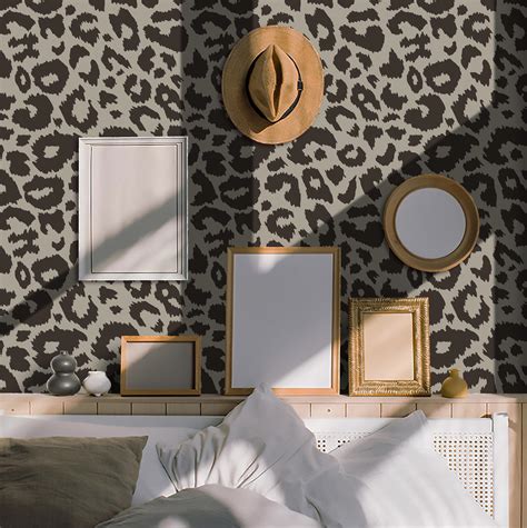 Leopard Wallpaper For Bedrooms