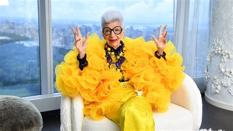 Fashion Legend Iris Apfels Priceless Treasures From Palm Beach Home Headed To Auction