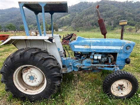 Lot 17 Ford 3600 Tractor Auctionsplus