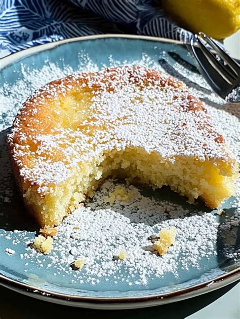 Irresistibly Moist Flourless Lemon Greek Yogurt Cake Recepii