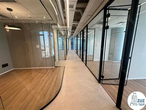 משרד להשכרה בקומה גבוהה במגדל לייף Zuz יועצי נדלן