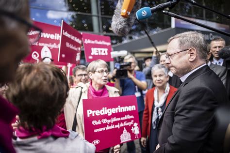 Synodaler Weg Bischöfe Bald Allein Zu Haus