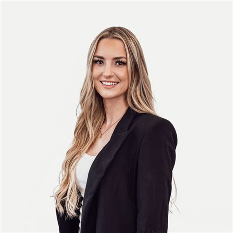 Ottawa Real Estate Agent Lauren Kirkham Remax Boardwalk Remax