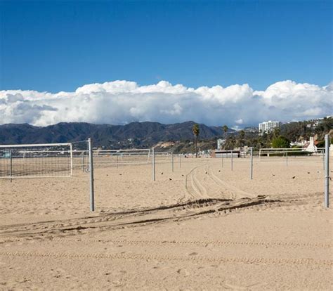 Santa Monica Beach Volleyball Spike Your Day Off Right