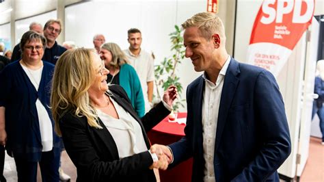 Kreis Euskirchen Landrat Markus Ramers Gewinnt Haushoch Die Wahl Rundschau Online