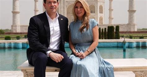 Marco Rubio Wife Jeanette Visit Taj Mahal And Jaipurs Amber Fort